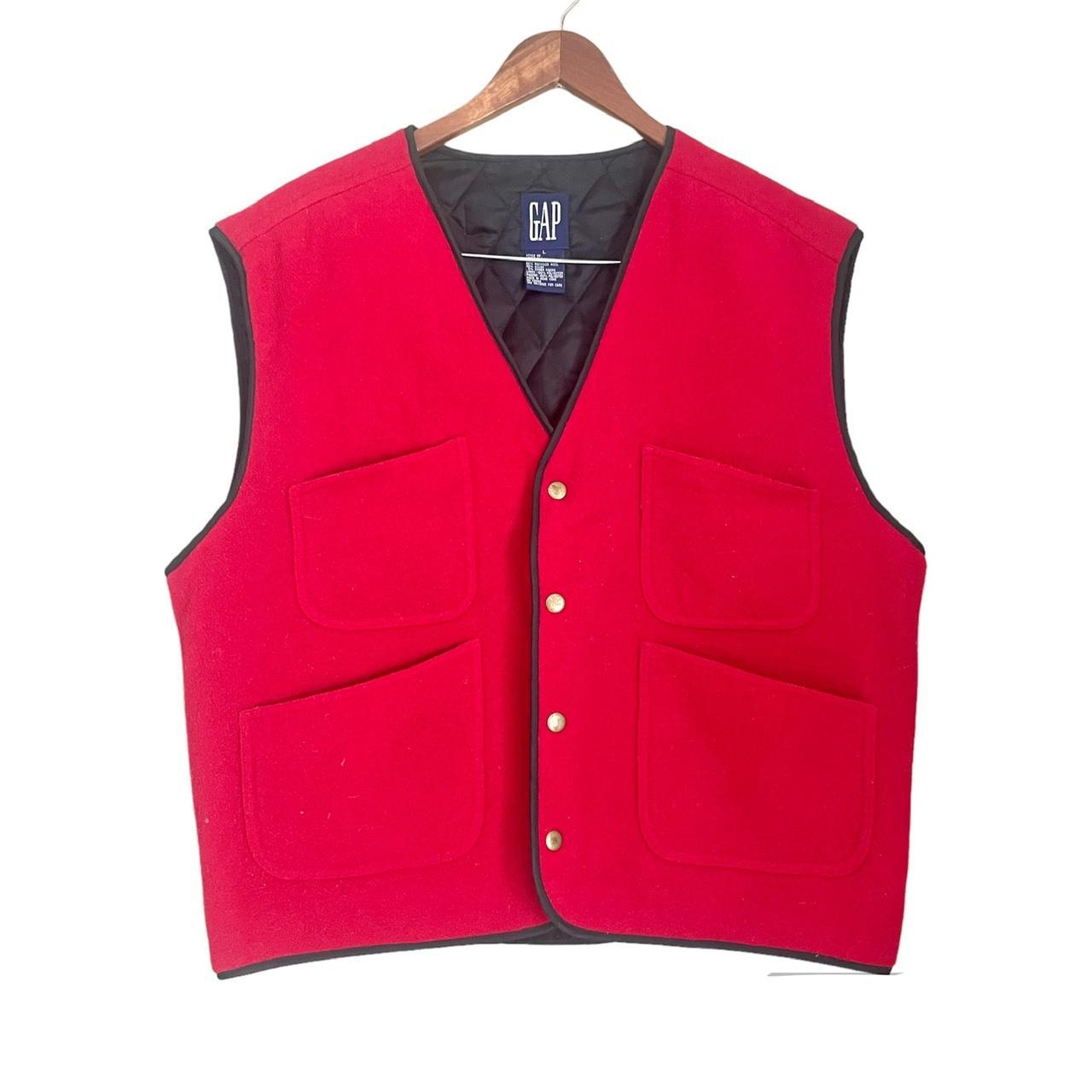 Gap Men's Black and Red Gilet | Depop