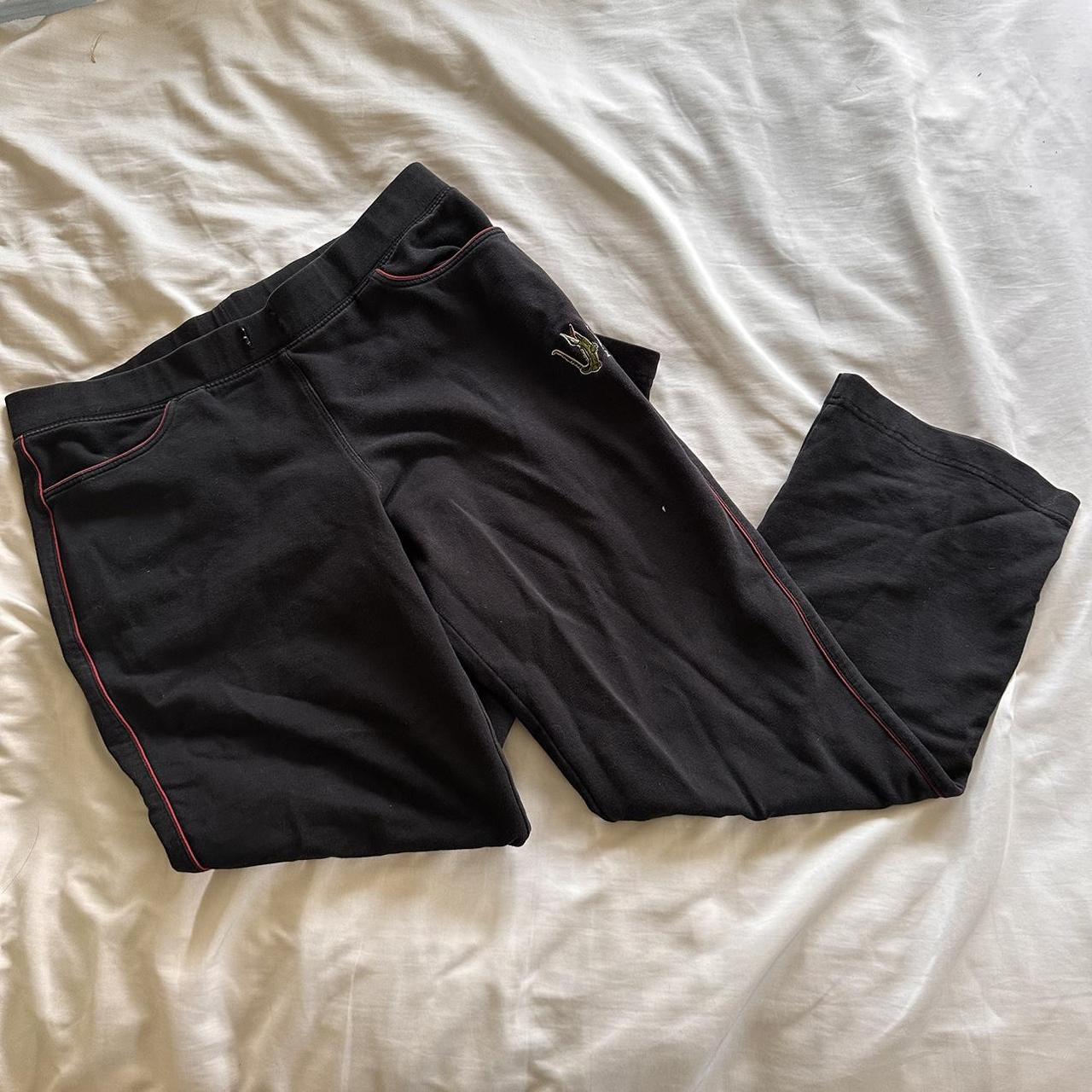 Lacoste perfect comfy capris they have a red line... - Depop