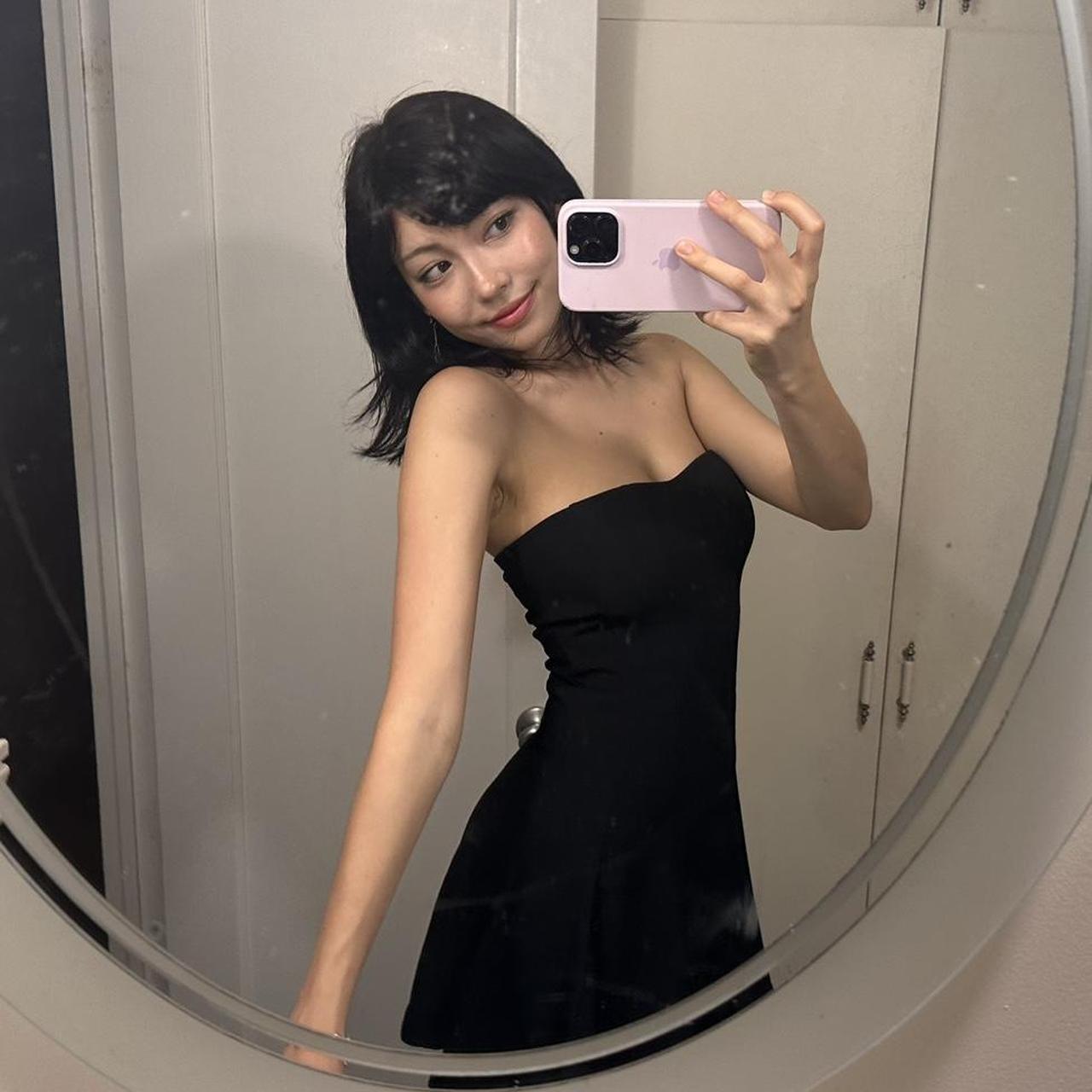 Strapless flirty circle dress soooo cute and it’s... - Depop