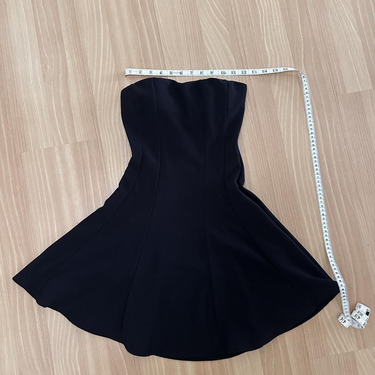 Strapless flirty circle dress soooo cute and it’s... - Depop