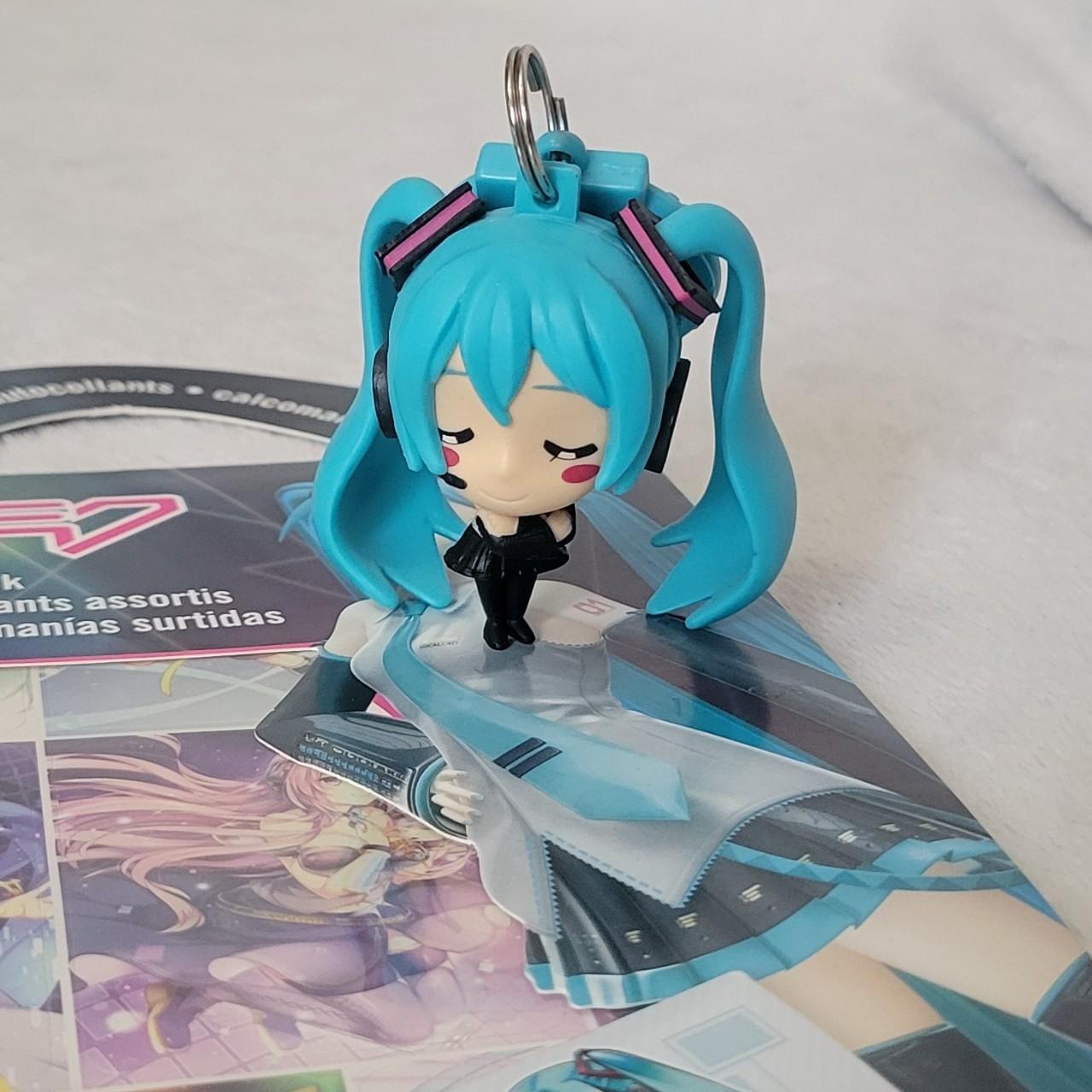 hatsune miku and kagamine rin vocoloid lot. lots of... - Depop