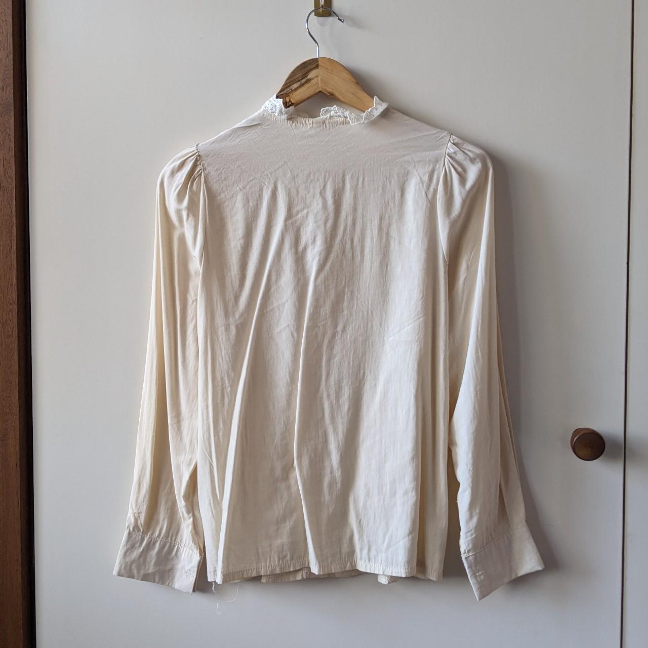 Button up peasant / cottage blouse Excellent... - Depop