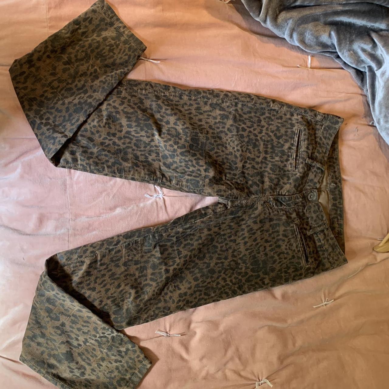 Leopard print low rise jeans in size W27 from... - Depop