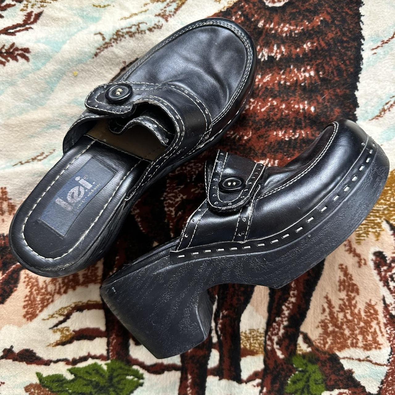 Vintage Y2k Lei black clog platforms with button... - Depop