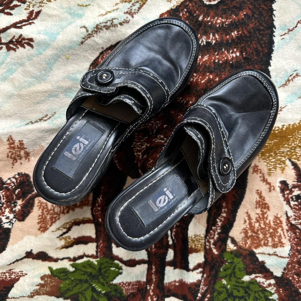 Vintage Y2k Lei black clog platforms with button... - Depop