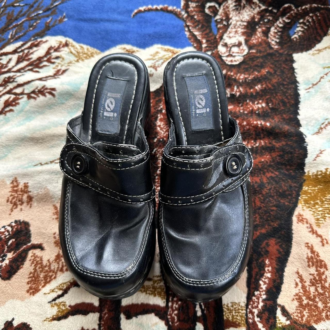 Vintage Y2k Lei black clog platforms with button... - Depop