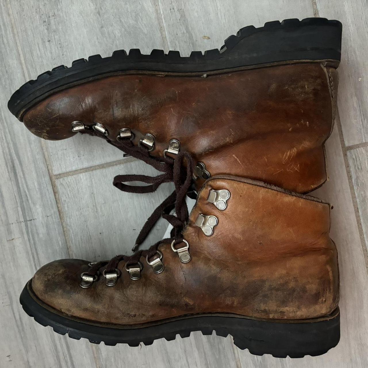 Vintage Danner Hiking Boots Men’s : 7.5 Women’s... - Depop