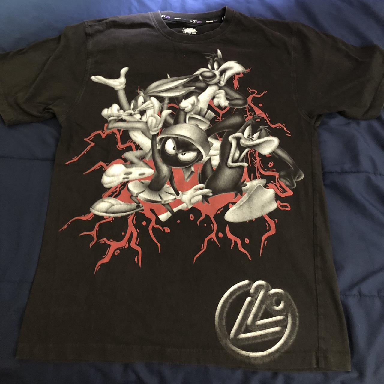 •Early 2000s Lot 29 Looney Tunes Tee Size L •Great... - Depop
