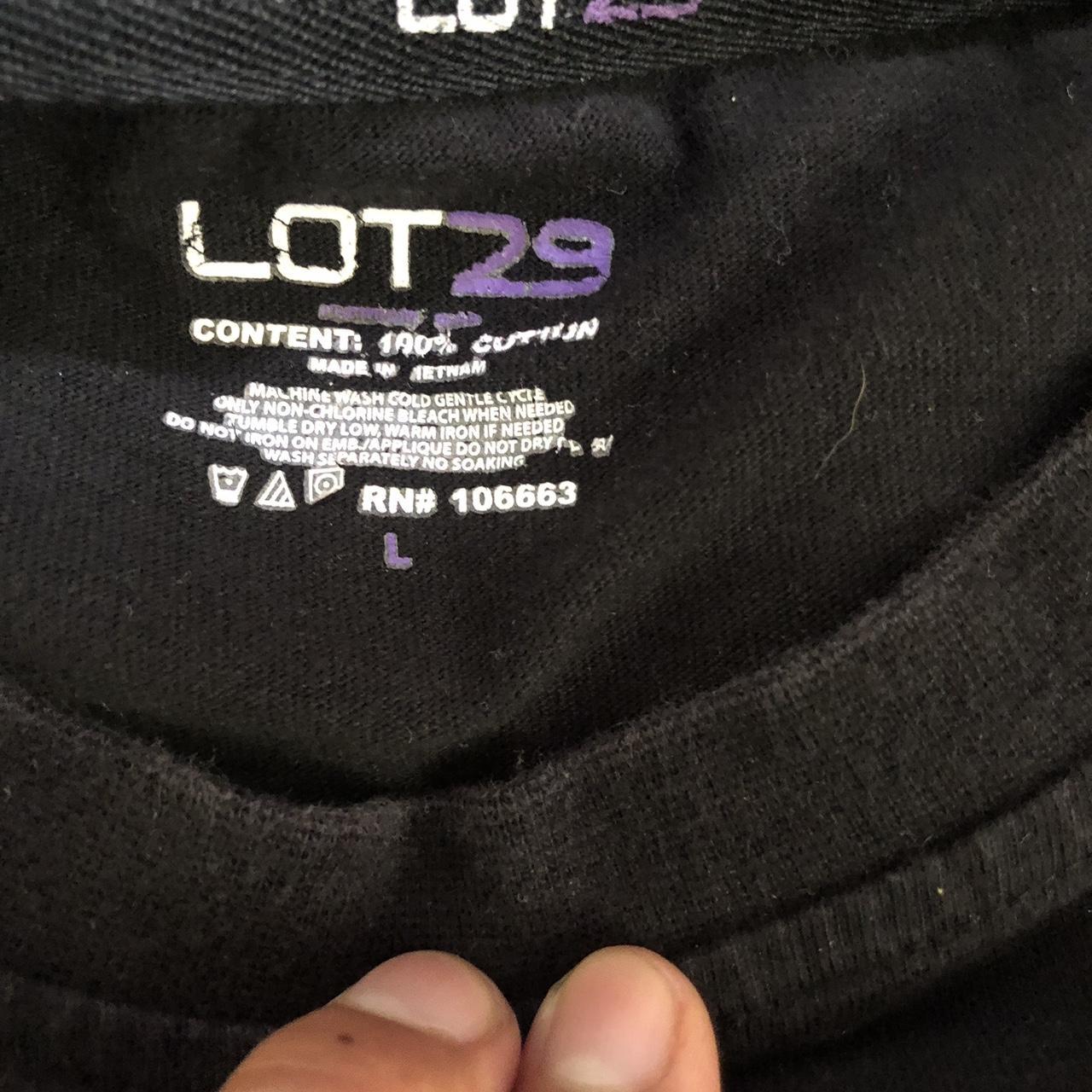 •Early 2000s Lot 29 Looney Tunes Tee Size L •Great... - Depop