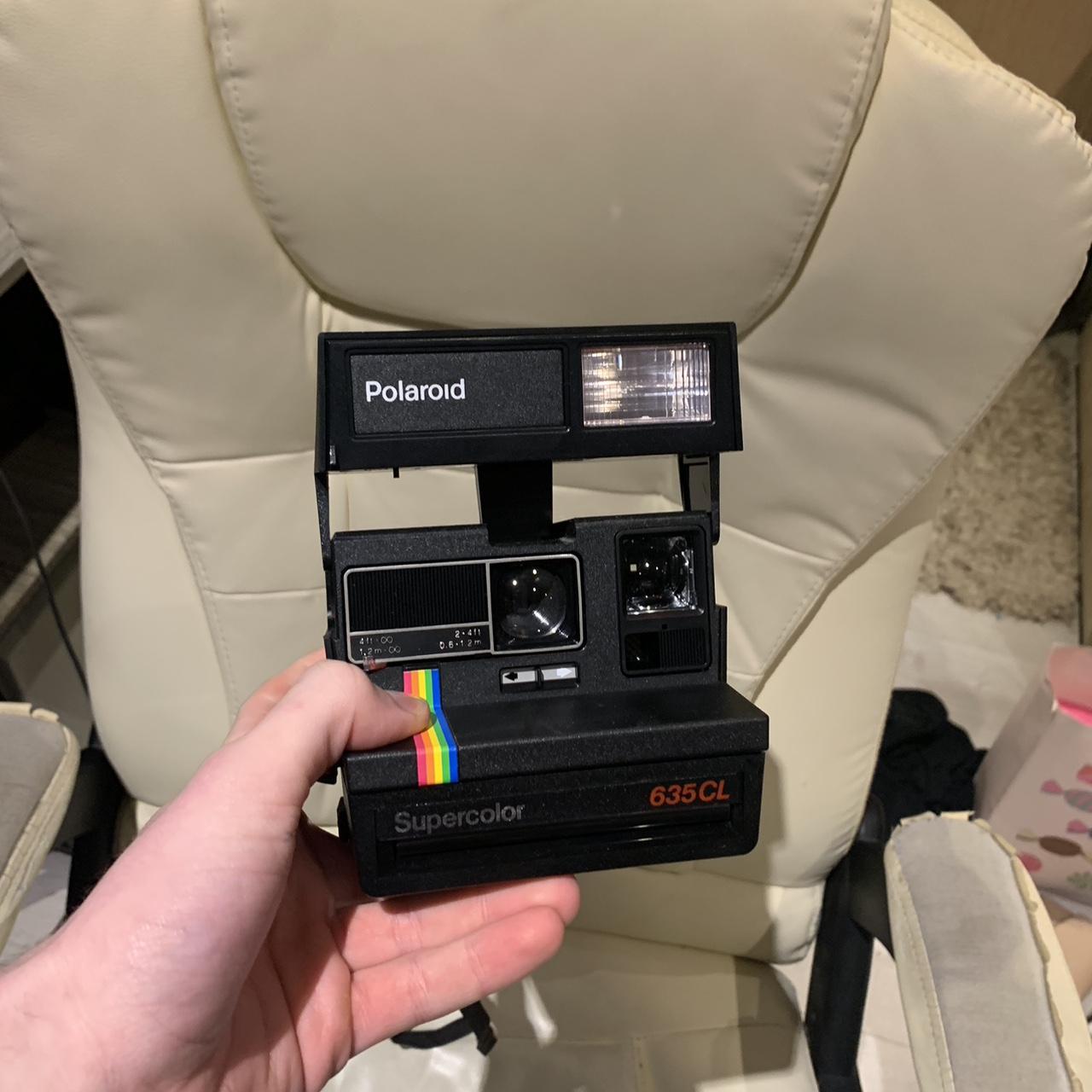 Working Polaroid 600, great camera - Depop