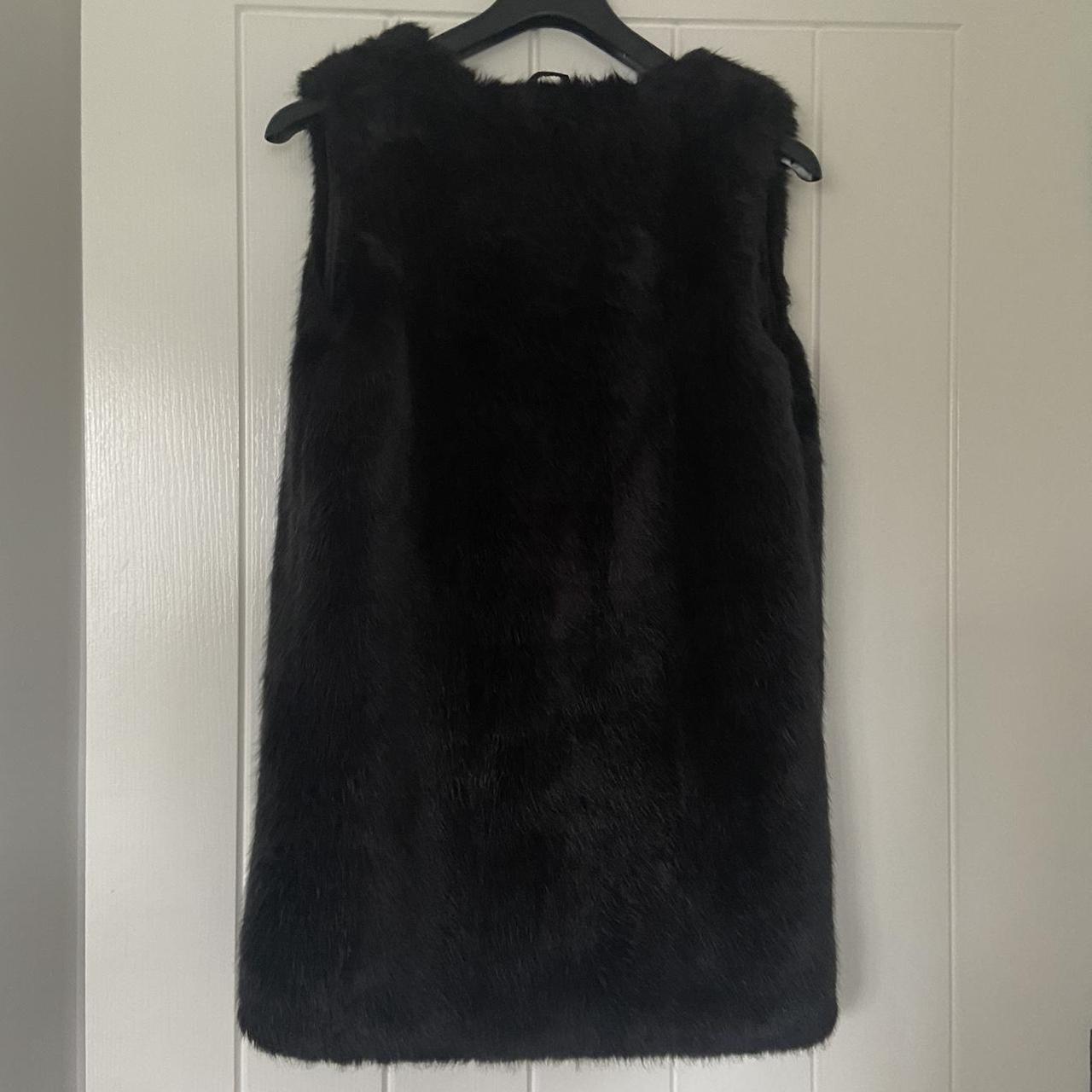 New Look Women's Gilet | Depop