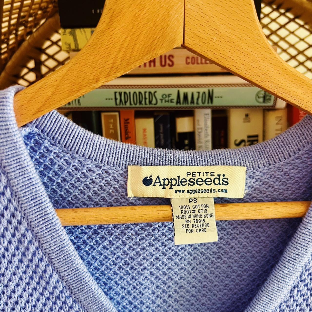 Appleseeds 🤍 Late 90s/Y2k lavender sweater vest!... - Depop