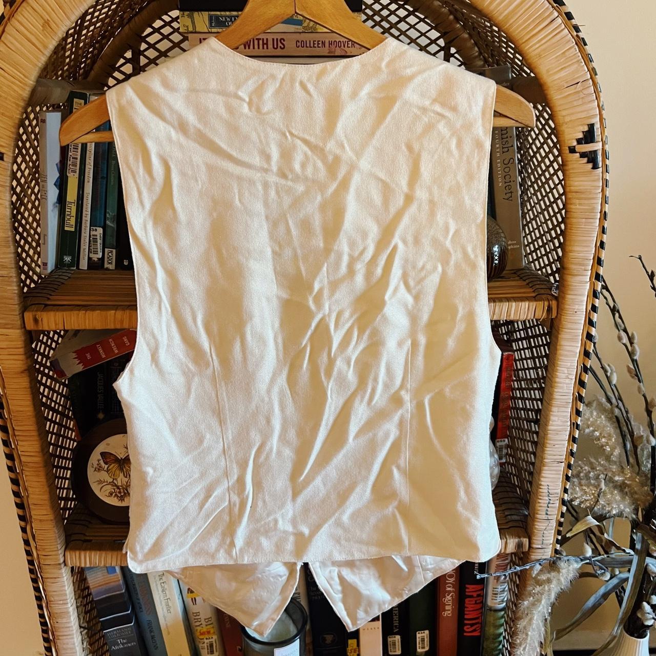 Express vest ️ Super cute vintage 90s cream lace... - Depop