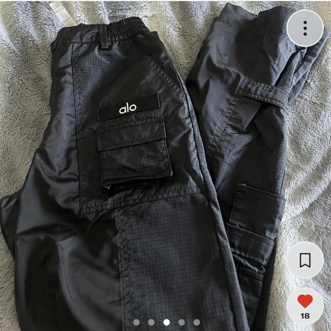 Alo Yoga Blaze trouser pans These pants are so... - Depop