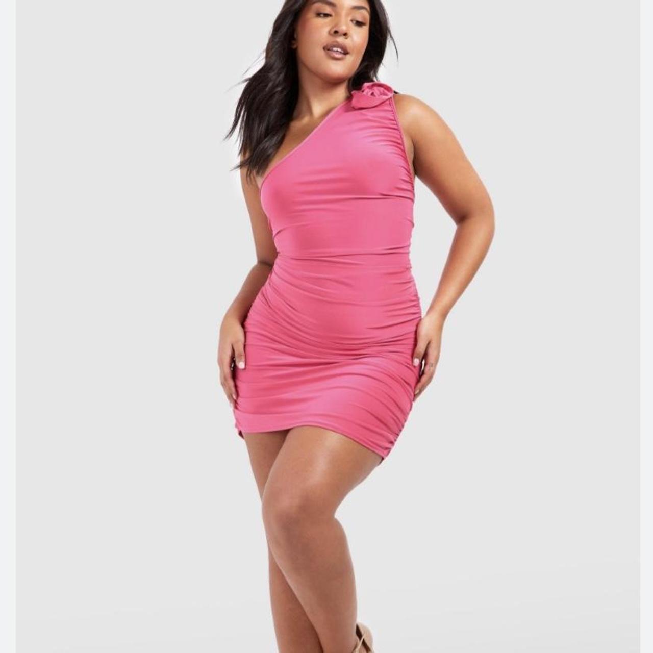 Boohoo mini dress one sleeve (never worn) - Depop