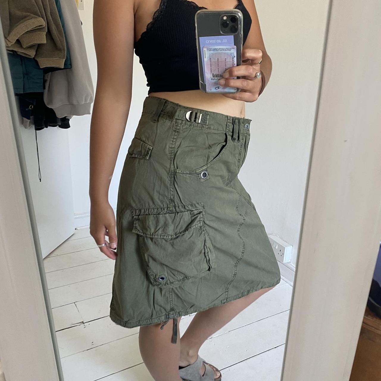 Bench low rise cargo skirt!! ️‍🔥 This is such a sick... - Depop