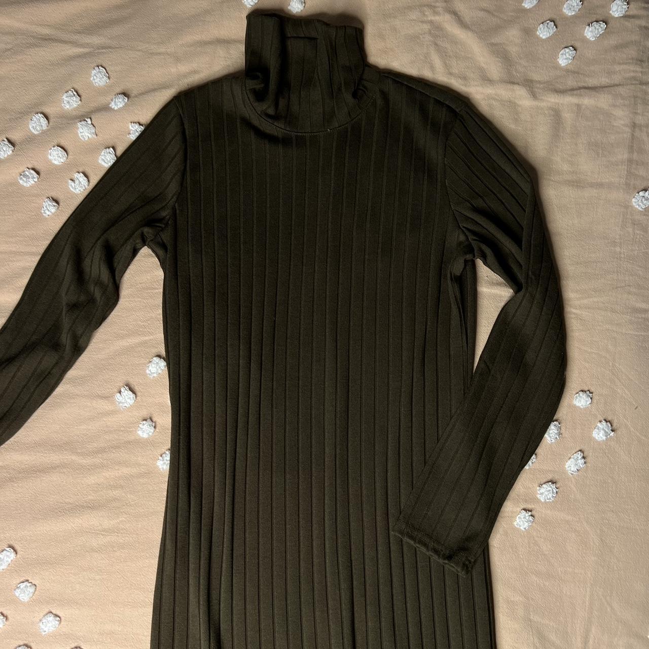 H&M dark Green ribbed long sleeve turtle neck maxi... - Depop