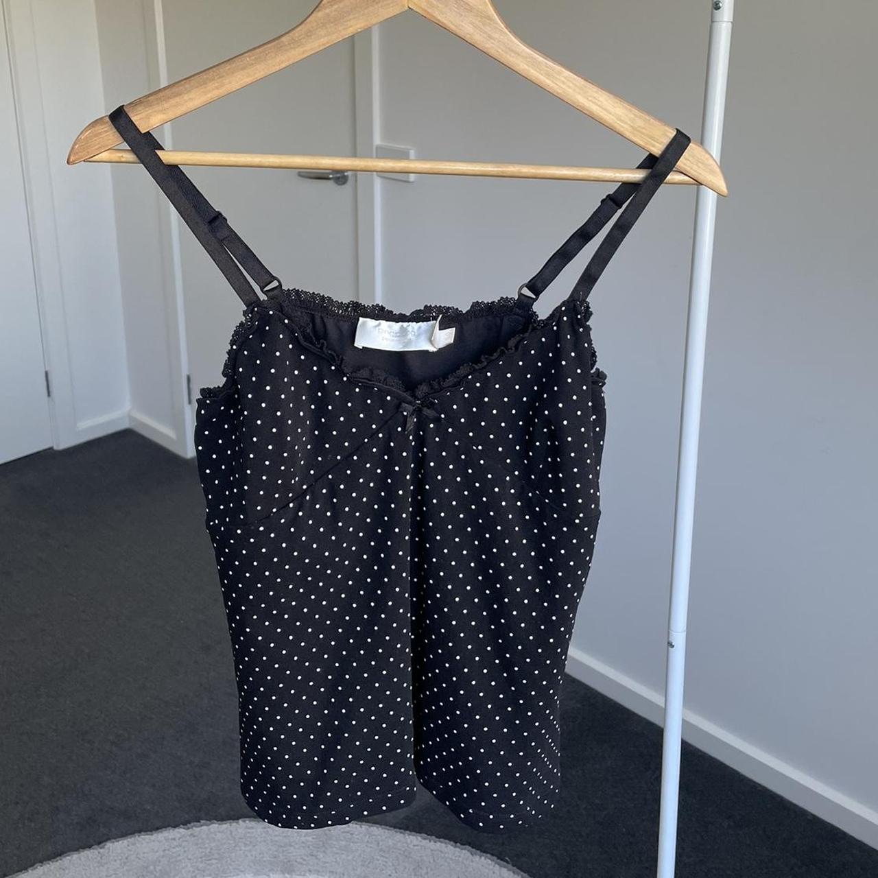 Cute black and white polka dot tank top. Size 14,... - Depop