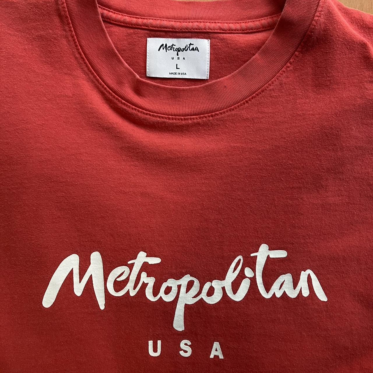 METROPOLITAN USA LOGO T-SHIRT RED TEE RIP... - Depop