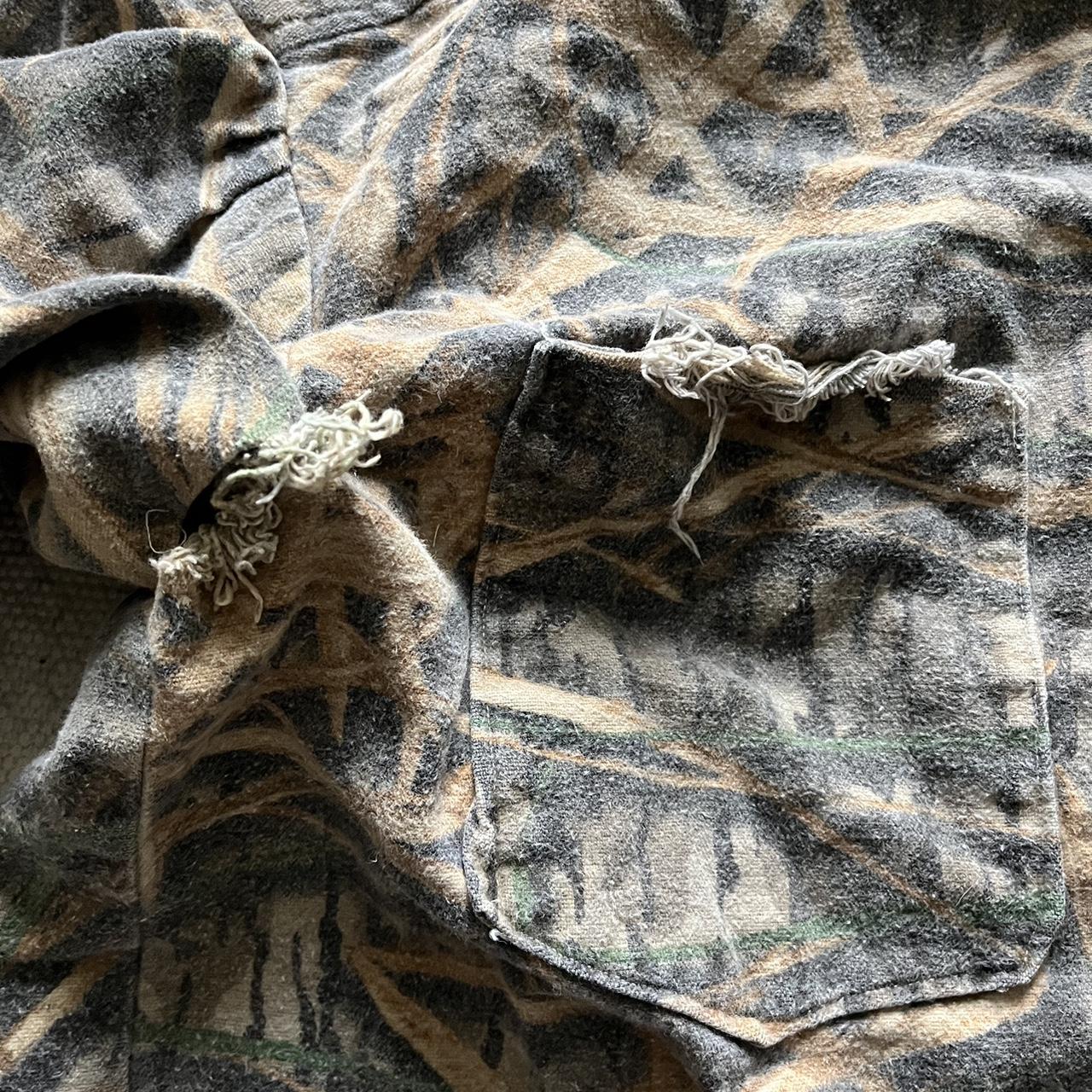 Vintage RealTree Camo Button Up Shirt Pit to pit:... - Depop
