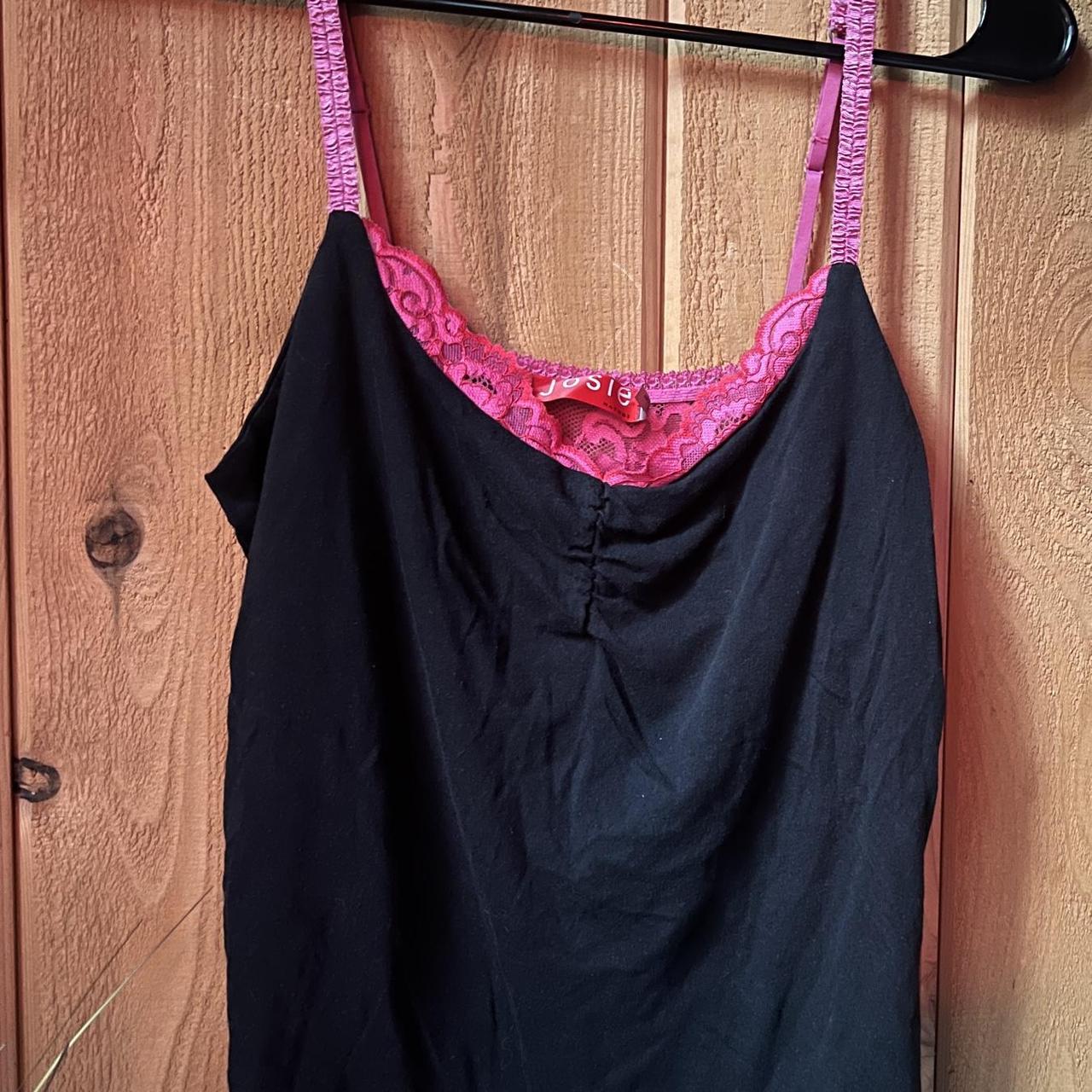 Black and hot pink lace cami top! 🖤💗🦇 #grunge #emo... - Depop