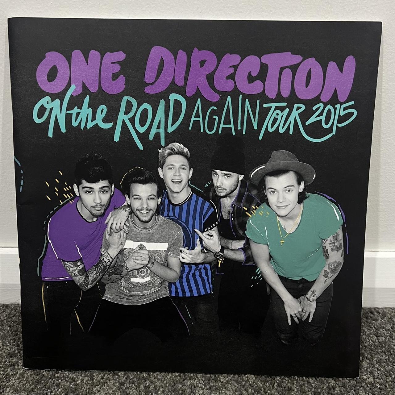 One direction on the road again tour book program -... - Depop