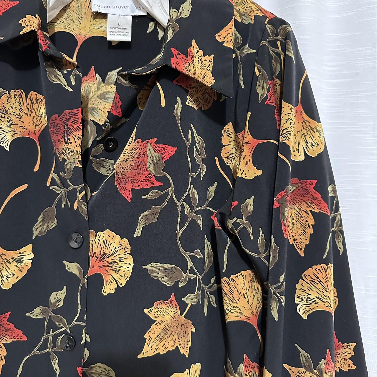 Susan Graver Size Large 100 Polyester Button Up Depop