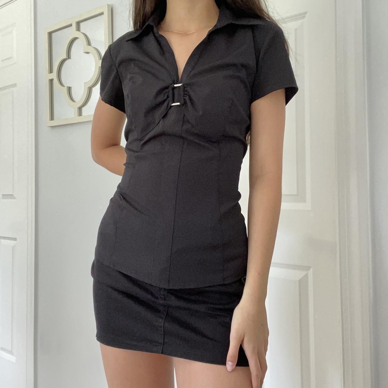 Black Ring Top so flattering such a cool,... - Depop