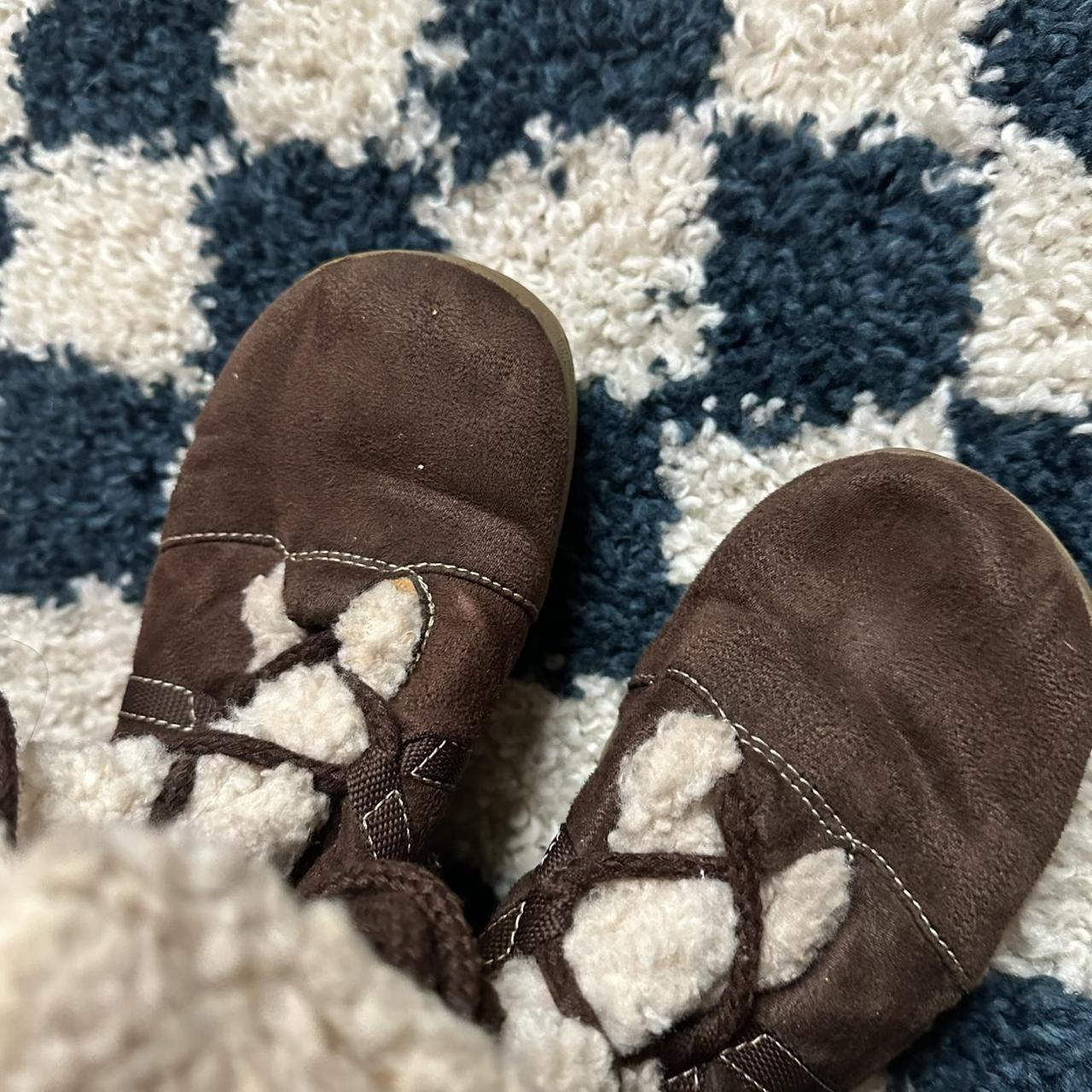 Bongo y2k brown fur heeled boots 7 - Depop