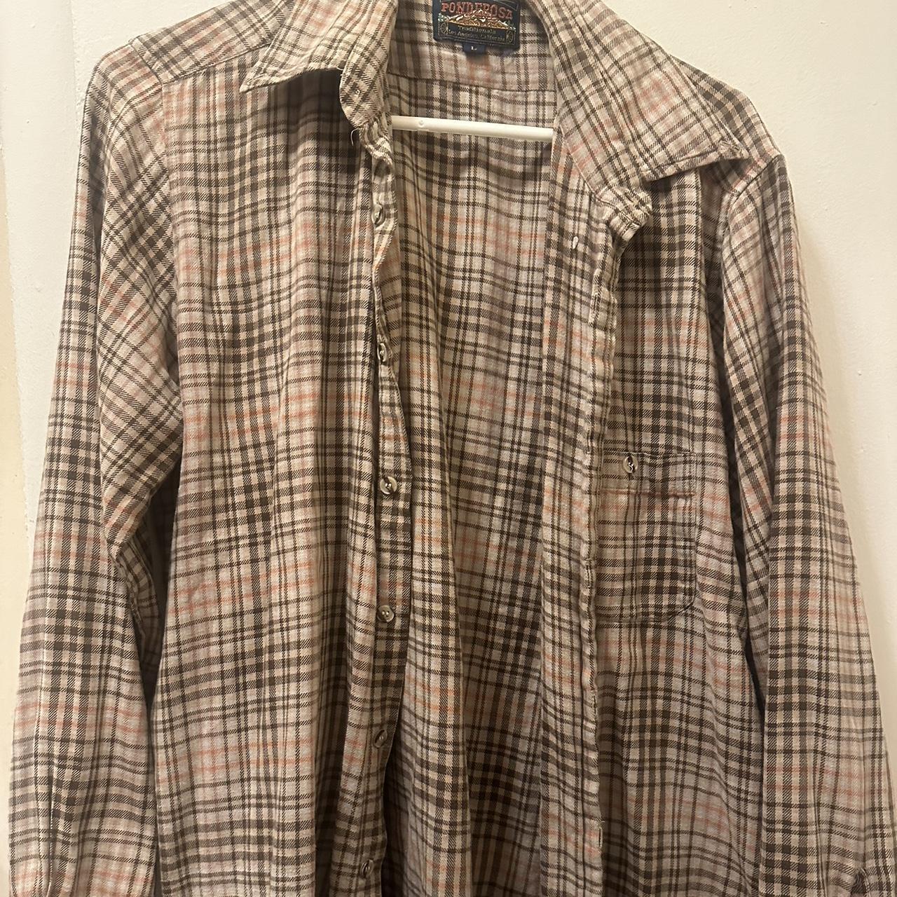 neutral colored flannel size large unisex! - Depop