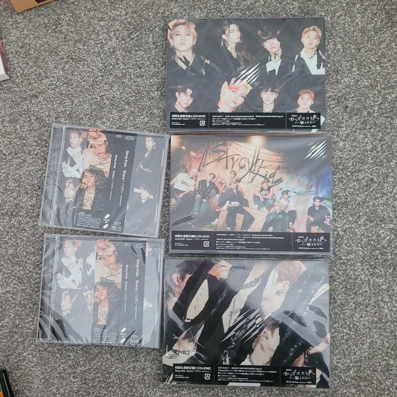 stray kids scars albums Regular (han obi strip) and... - Depop