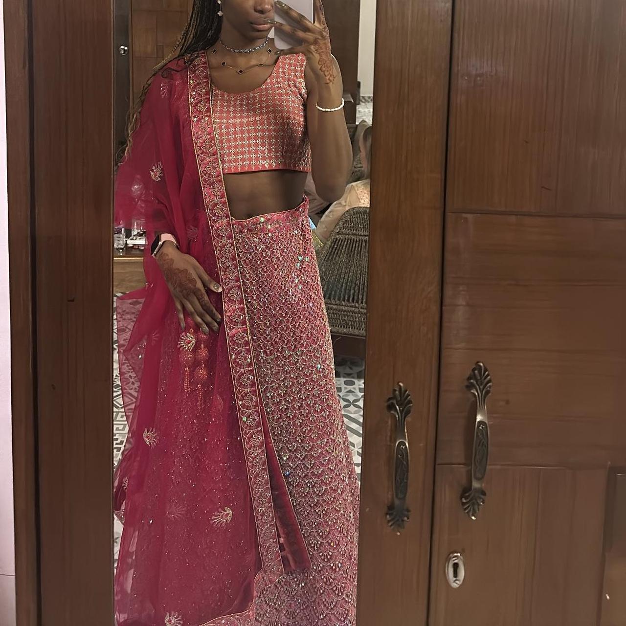 Lengha Skirt, scarf/dupatta & material for the... - Depop