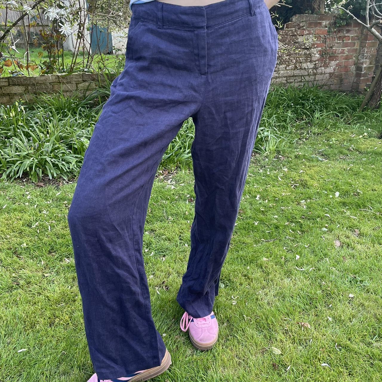 Navy blue linen trousers, low rise - Depop