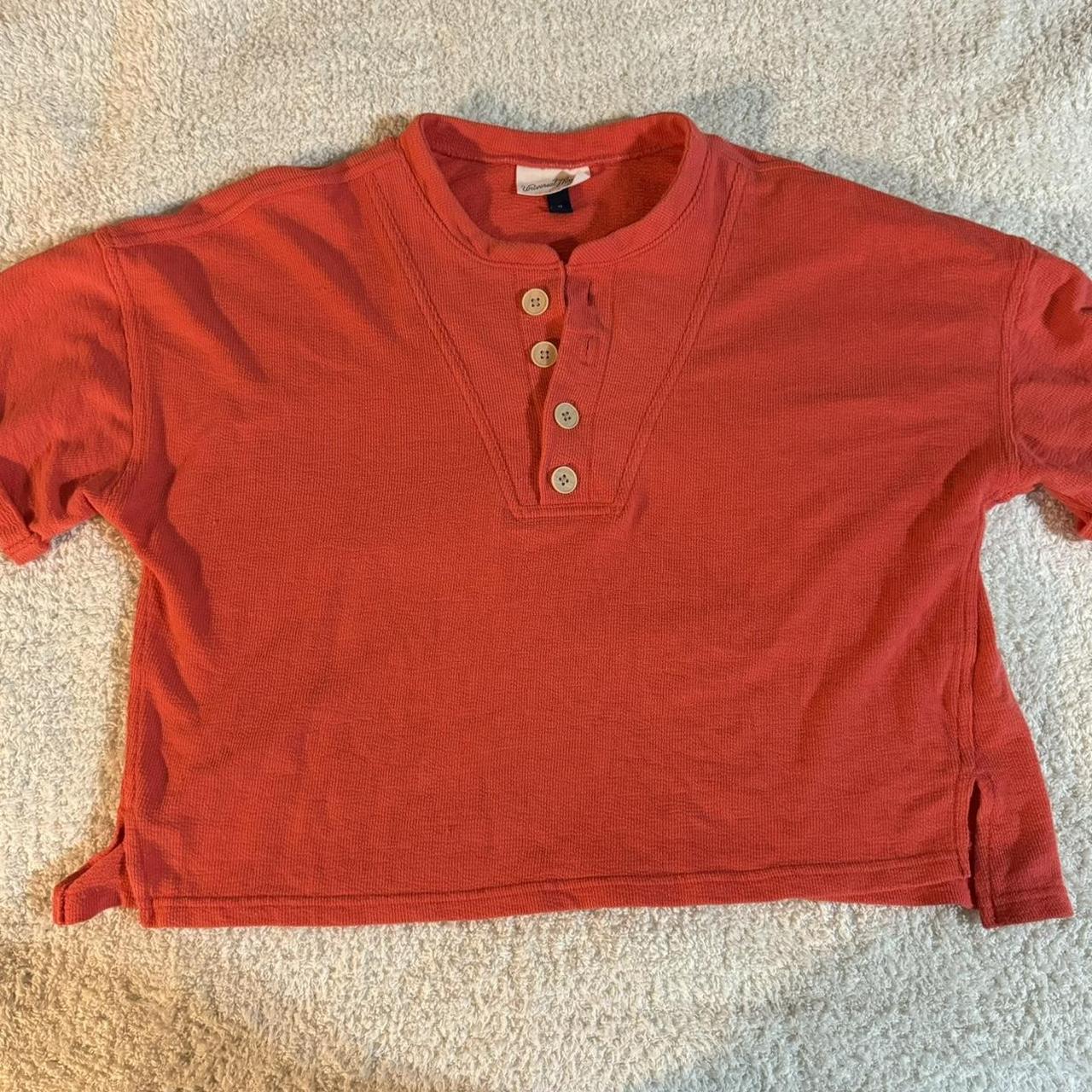 universal thread oversized crop top -size m but is... - Depop