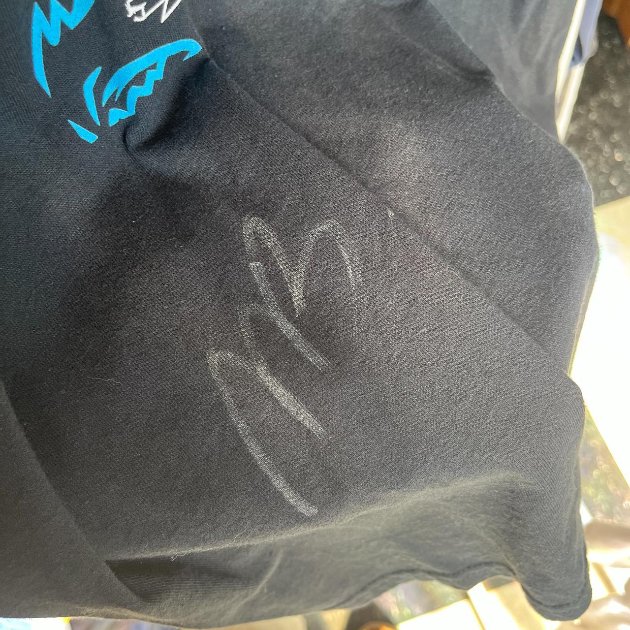 Signer Mr. Beast tee - Depop