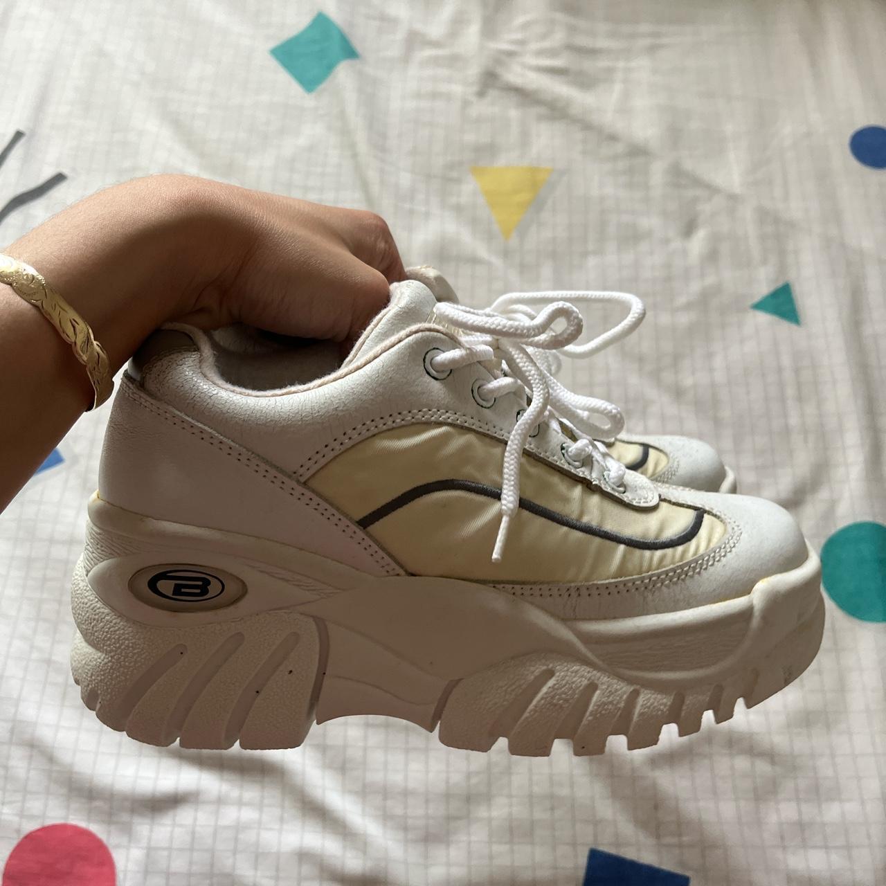 2000s Bongo Platform Shoes fits women’s 6 1/2 or... - Depop