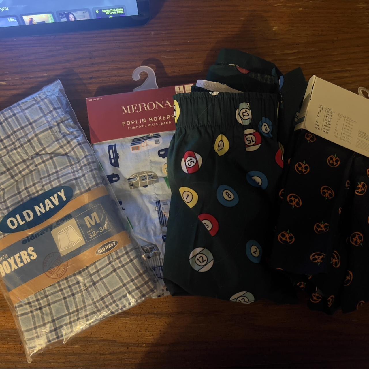 Old Navy Men's Boxers-and-briefs | Depop