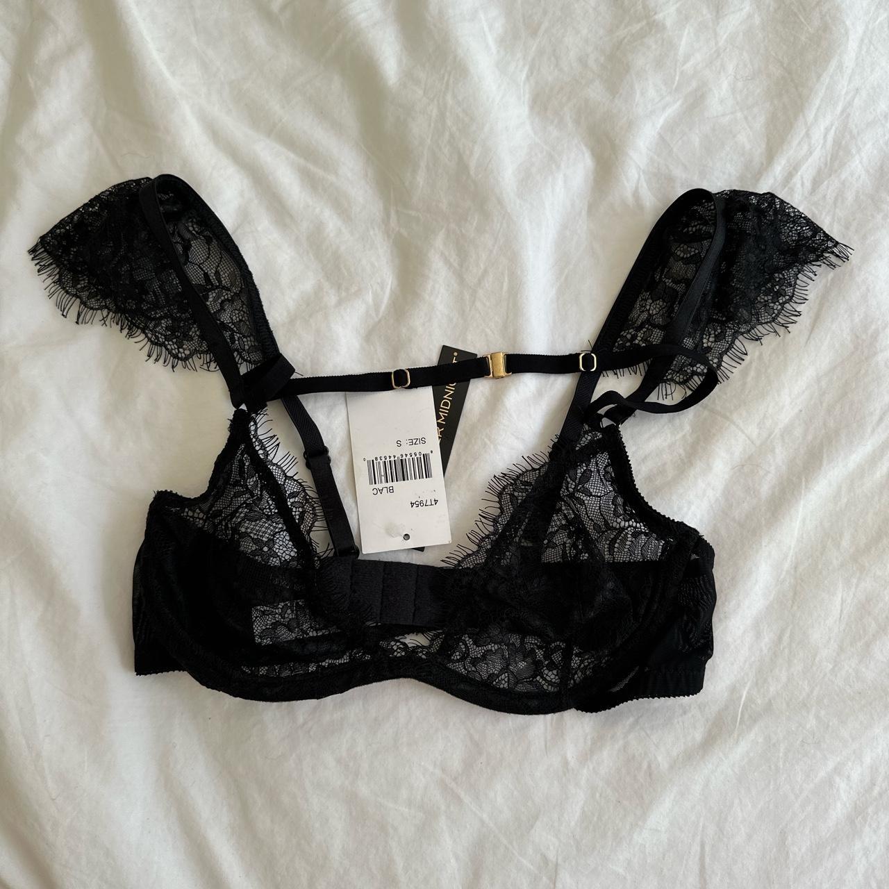Hanky panky lace black bra in perfect condition with... - Depop