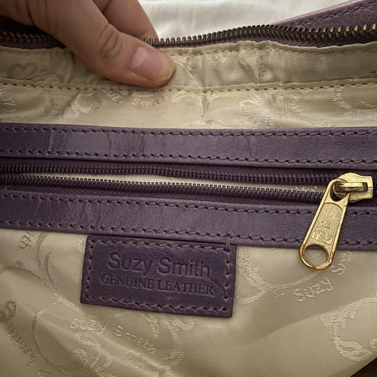 90s Suzy Smith leather shoulder bag Lilac with gold... - Depop