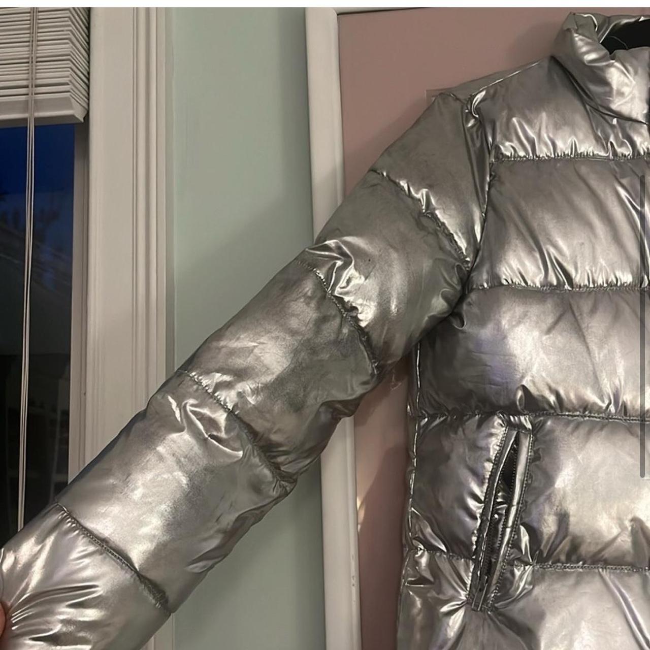 Lovers + Friends Silver puffer jacket - Depop