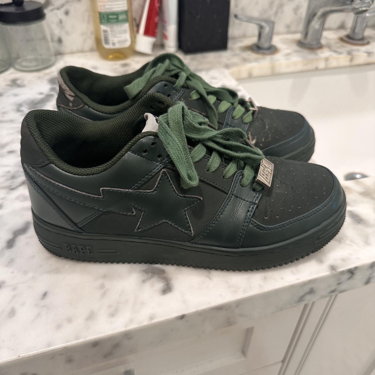 Dark green bapestas in men’s size 7.5 fits women’s... - Depop