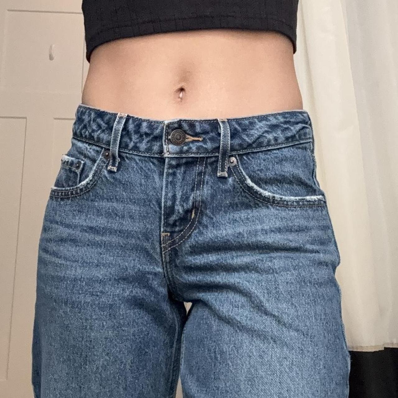 levi’s low loose blue jeans! thick denim & in... | Depop