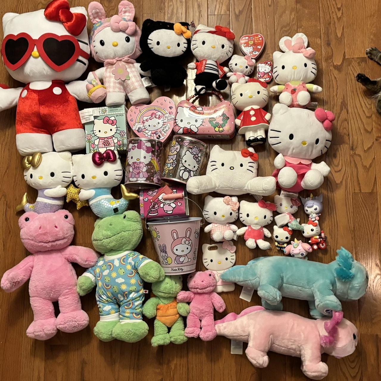 hello kitty/ build a bear lot… decluttering some of... - Depop