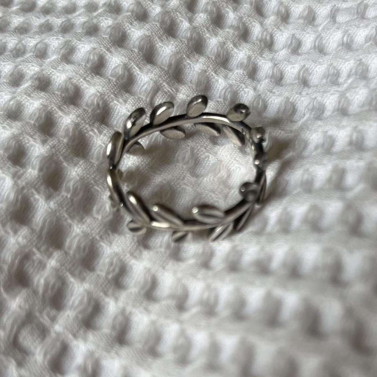 Pandora vine ring size 60 great condition 925