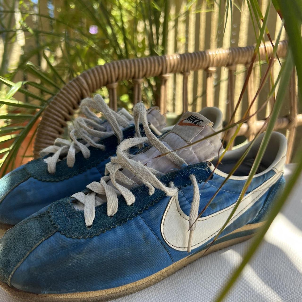 Vintage 70s Nike Runners Size 7 - Depop