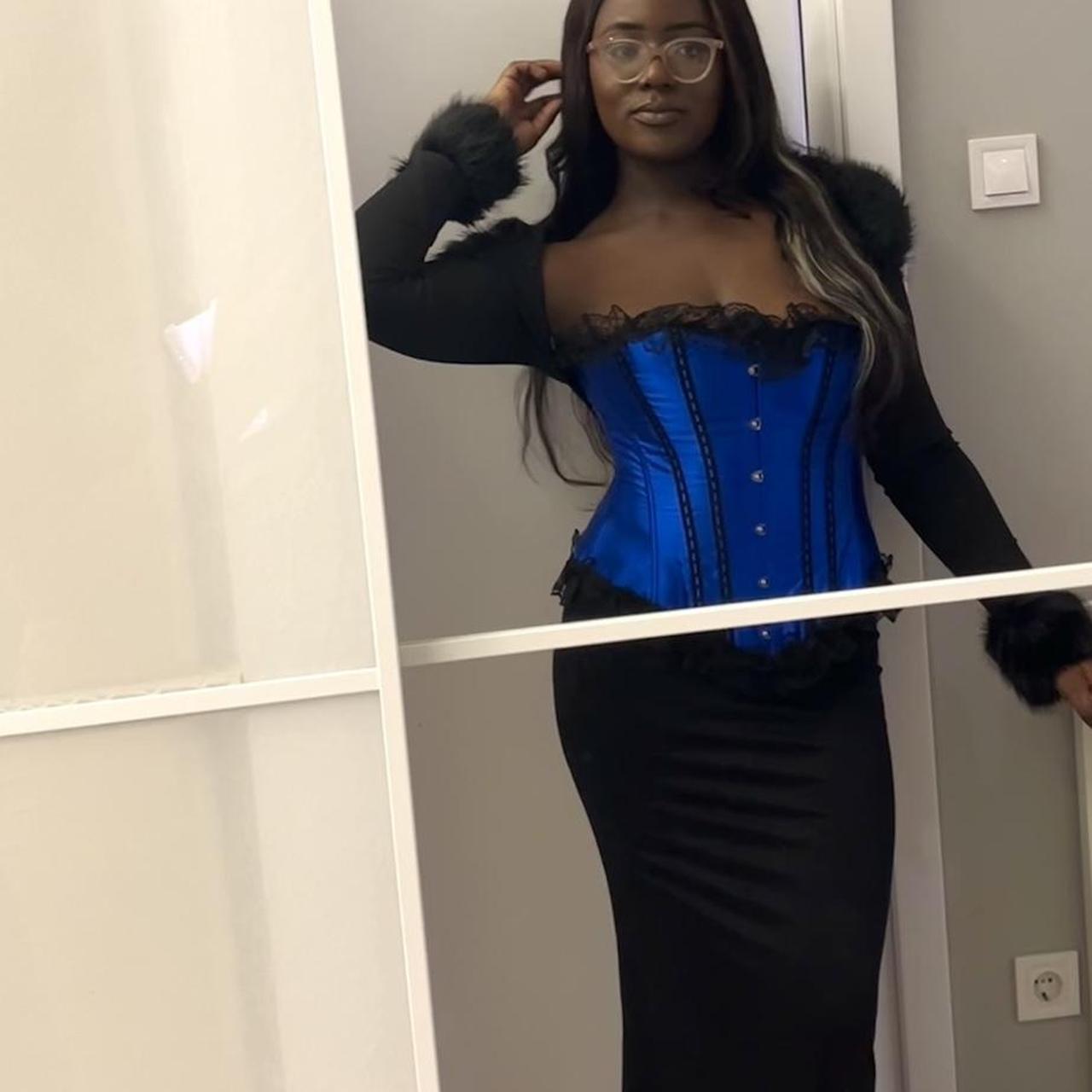 Selling this stunning blue corset! size small but... - Depop