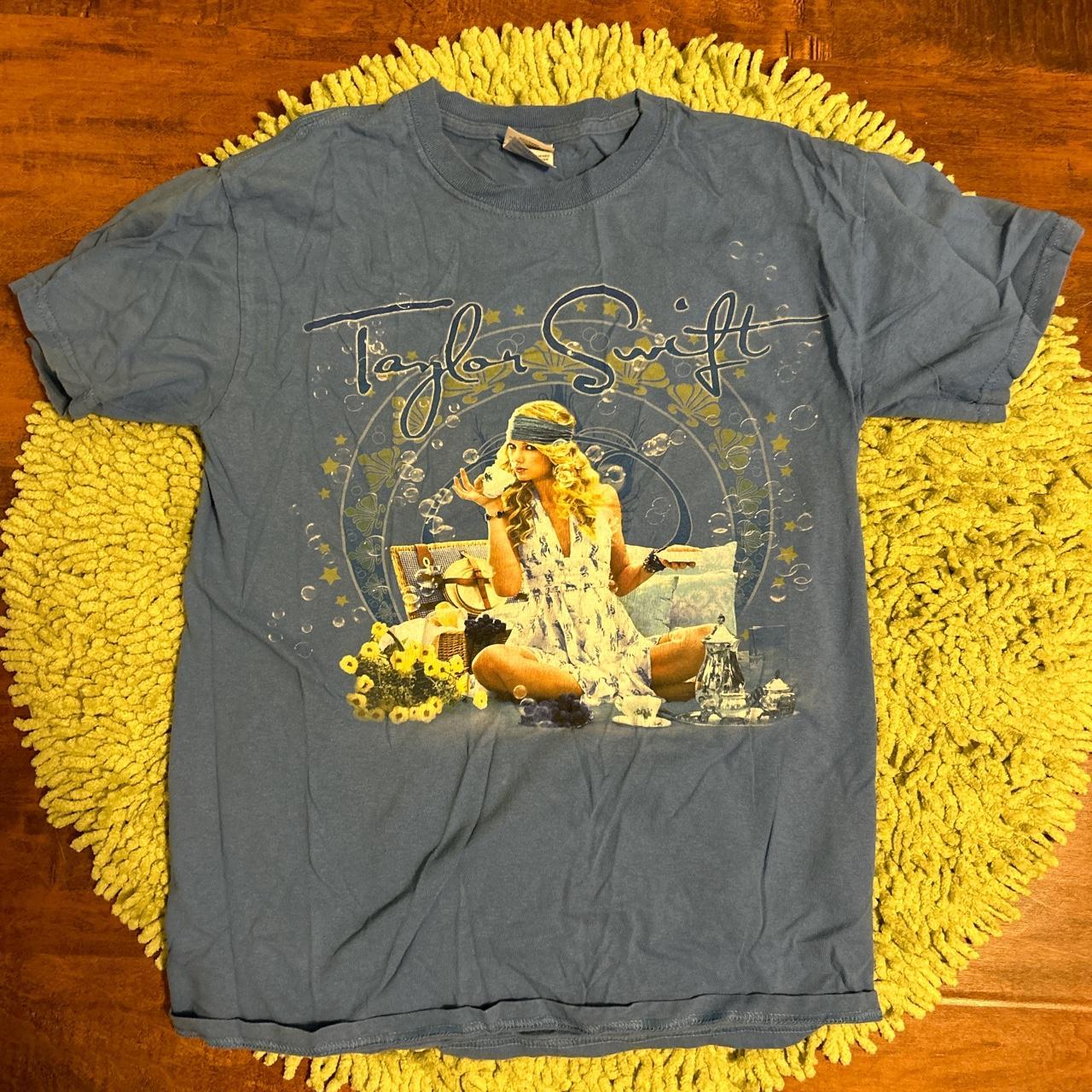 Taylor swift vintage official tour T shirt. Blue... - Depop