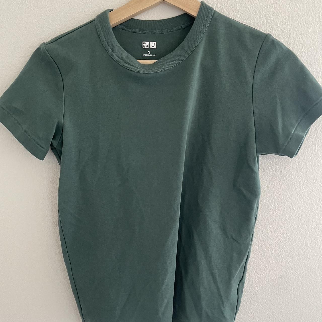 Green Uniqlo tshirt (more of a boxy cut) Size... - Depop
