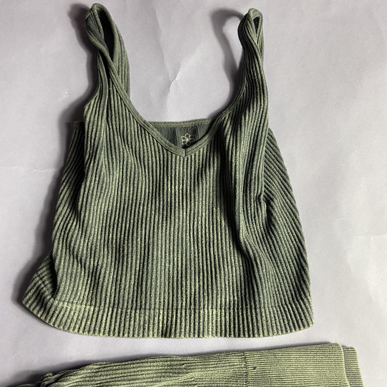 ribbed navy blue workout set in great condition with... - Depop