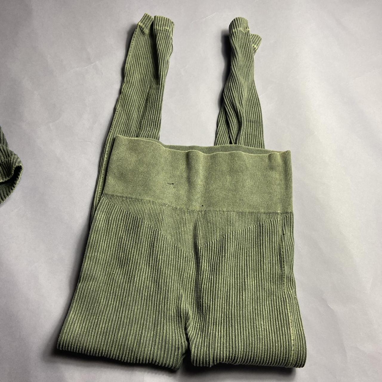 ribbed navy blue workout set in great condition with... - Depop